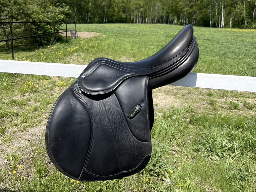 Седло Amerigo Vega Jump 17/33-34