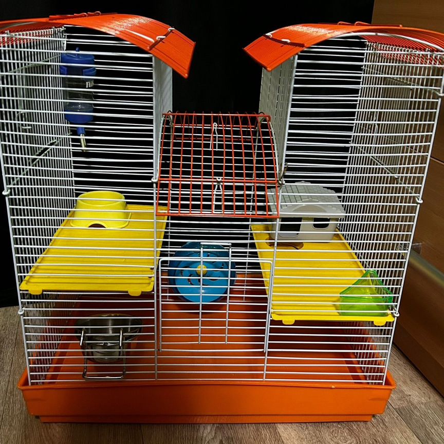 Клетка для грызунов оборудованная