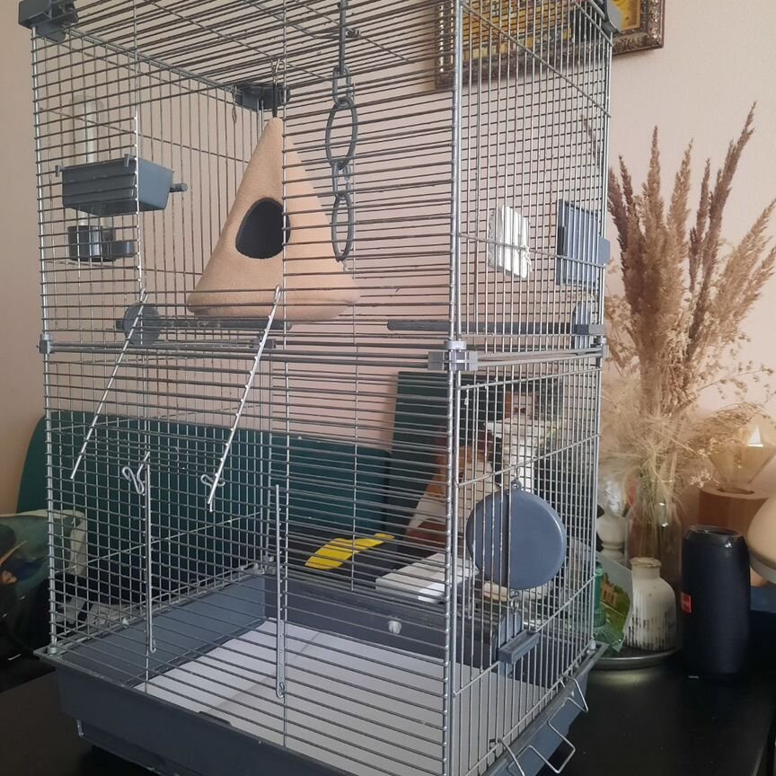 Клетка для птиц попугая