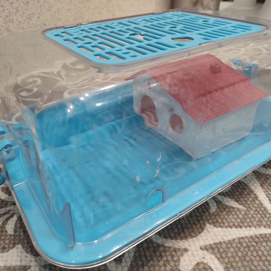 Клетка пластиковая