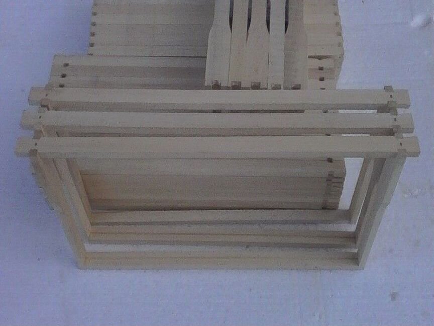 Рамки пчеловодные 300/230/145 мм. для ульев