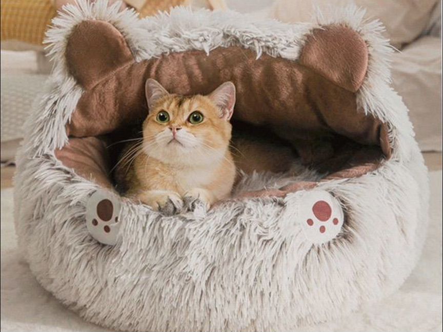 Лежанка для кошек с ушками