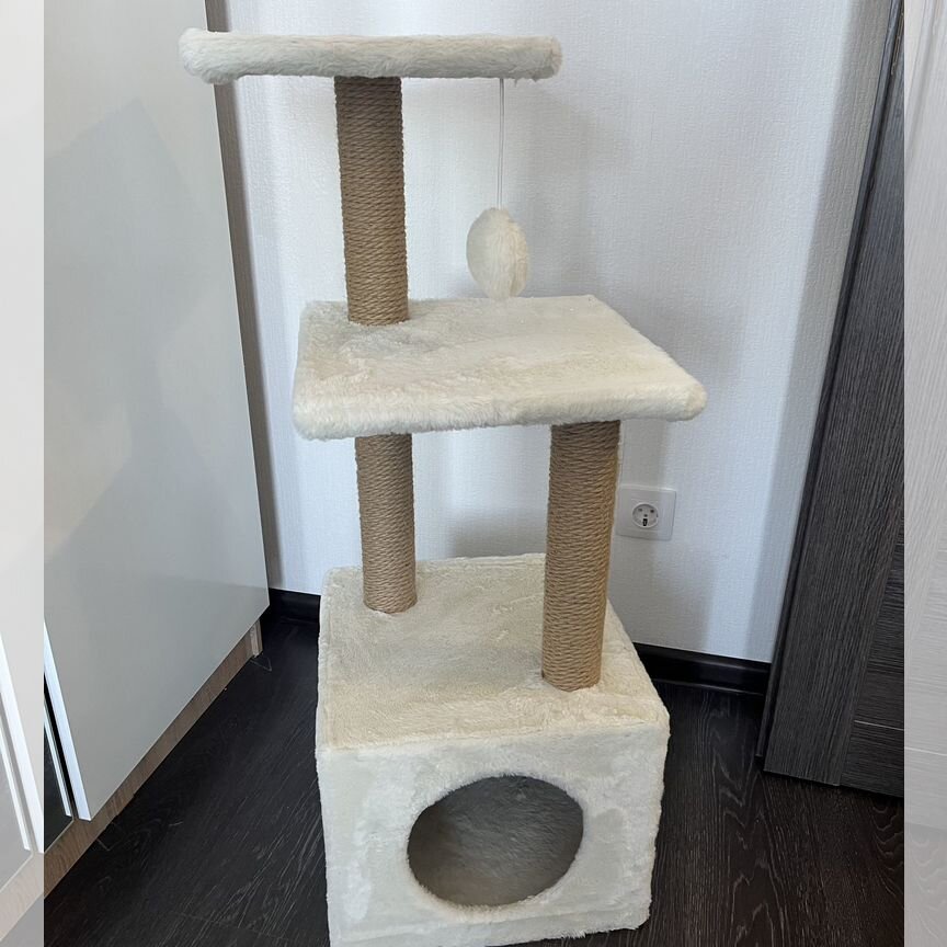 Домик для кошки с когтеточкой бу