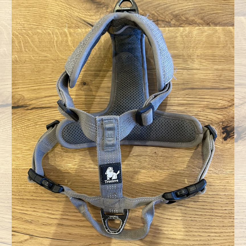 Шлейка для собаки Truelove M