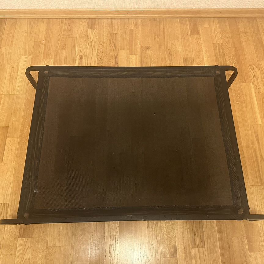 Каркасная лежанка-шезлонг для больших собак