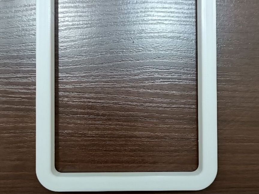 Плавающая кормушка для рыб