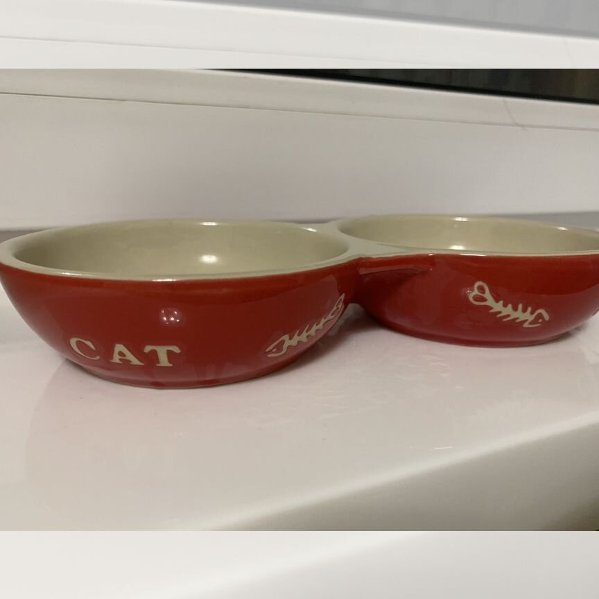 Кормушка для кошки