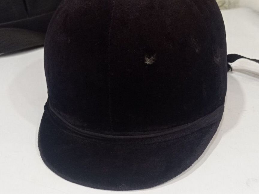 Шлем для конного спорта, вальтрап