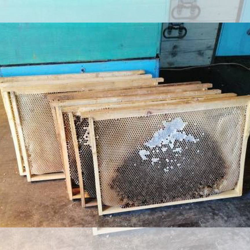 Сушь для пчел дадан