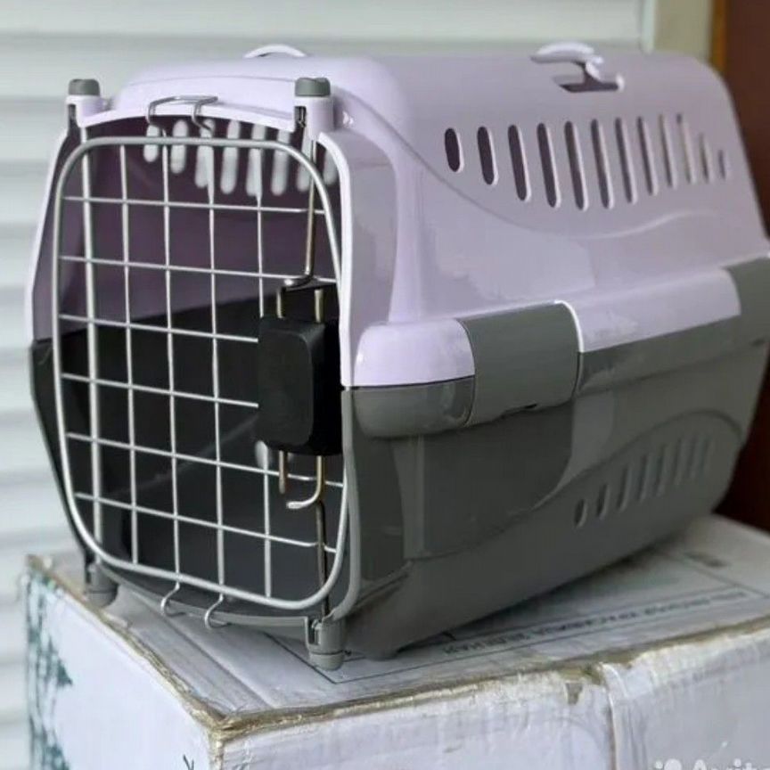 Переноска для животных пластиковая