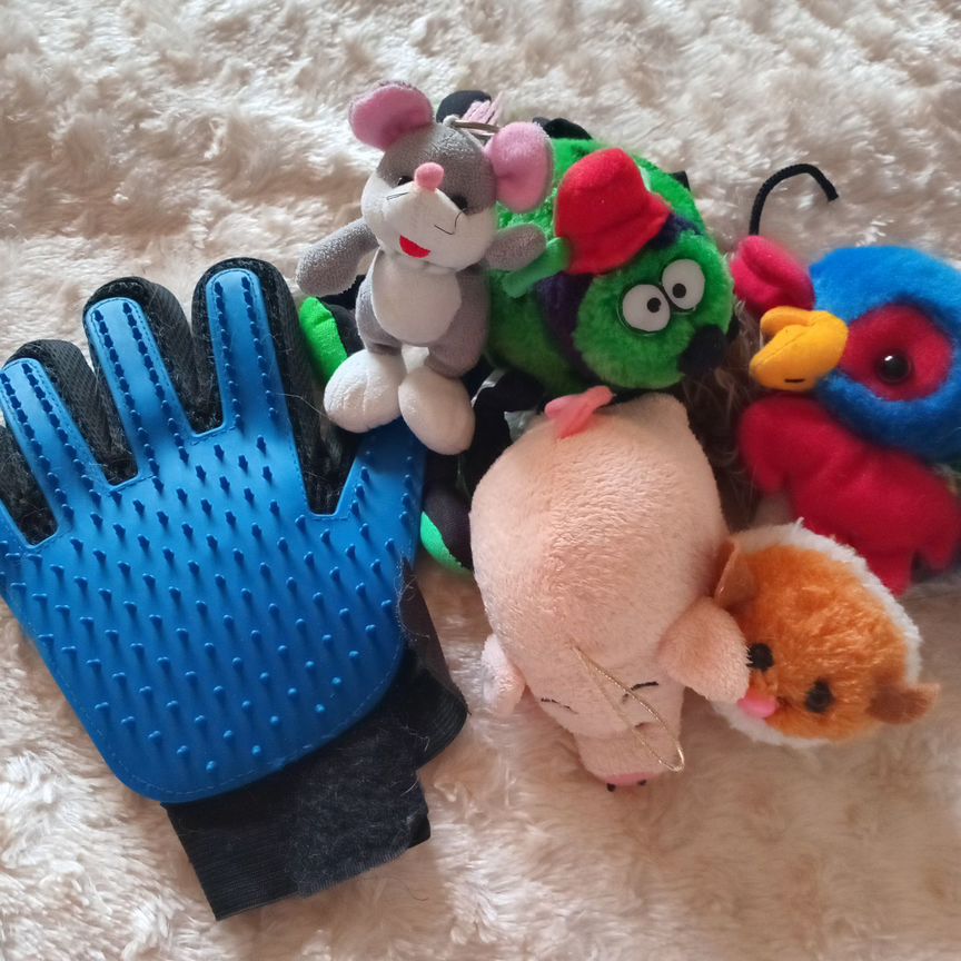 Рукавица для вычесывания животных, игрушки