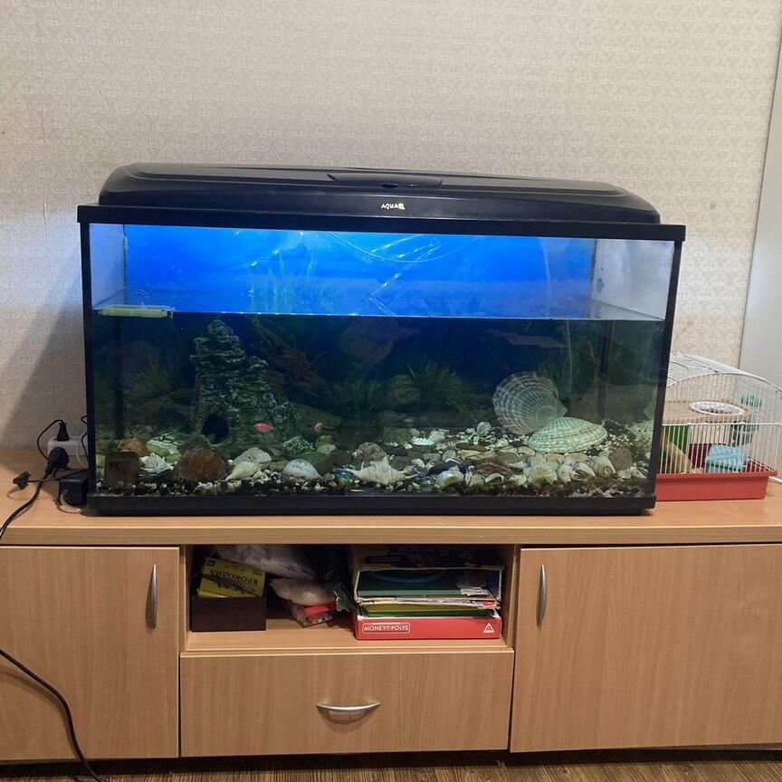 Аквариум с тумбой 240 л