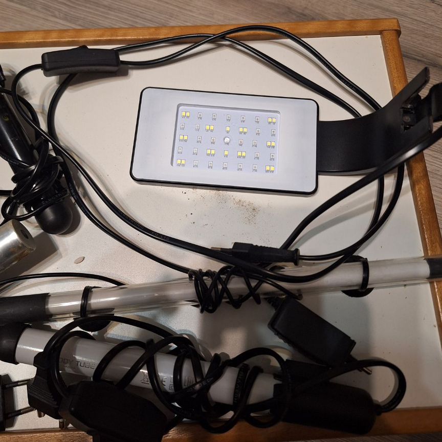 Лампы и нагреватели для аквариума