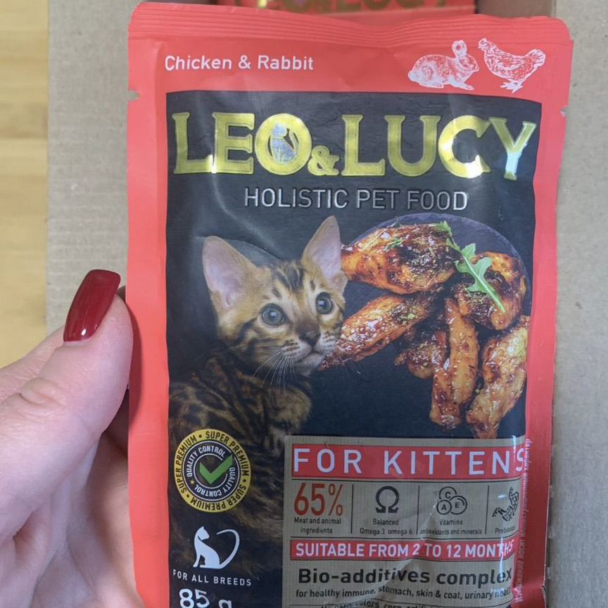 Корм для котят до года Leo & Lucy