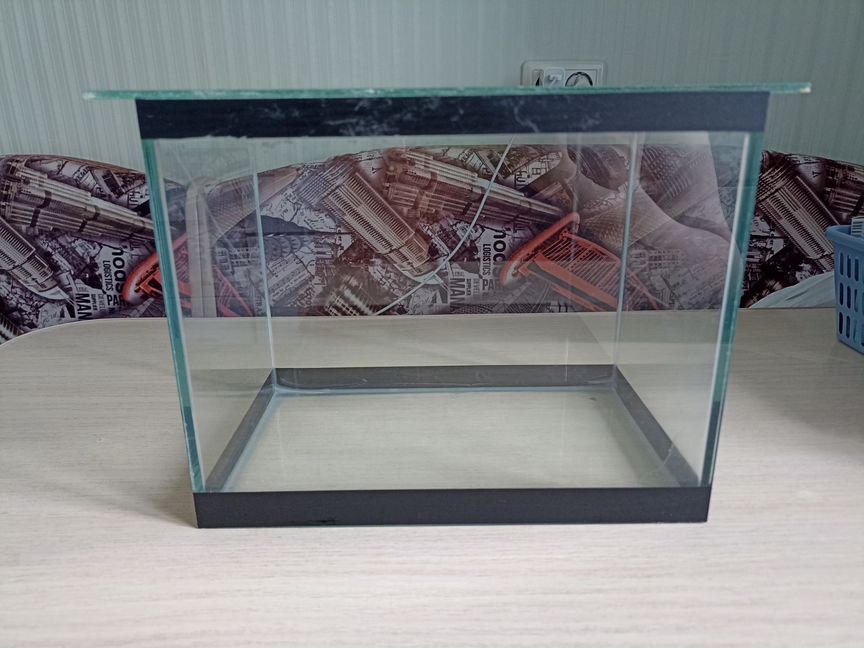 Аквариум с покровным стеклом