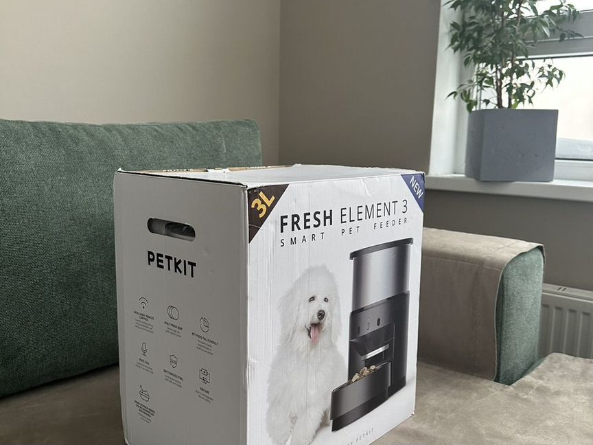 Автоматическая кормушка Petkit Fresh