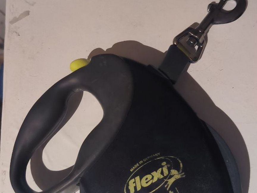 Поводок-рулетка Flexi Giant Neon L, 8 м, 50 кг