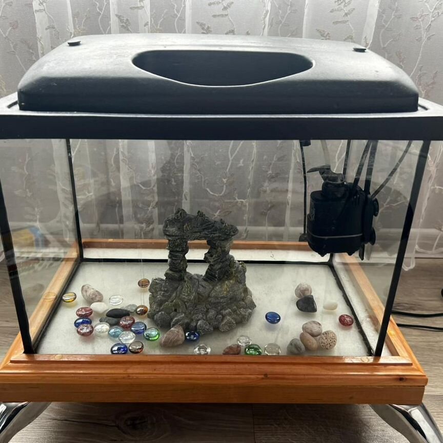 Продам аквариум 23л