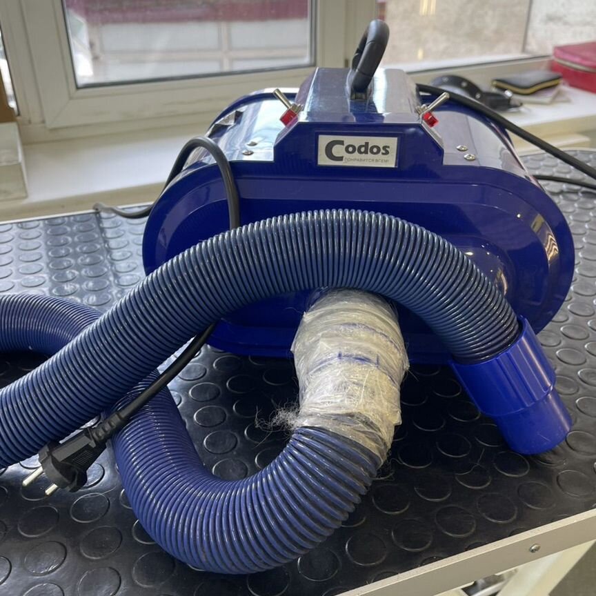 Компрессор для сушки животных Codos