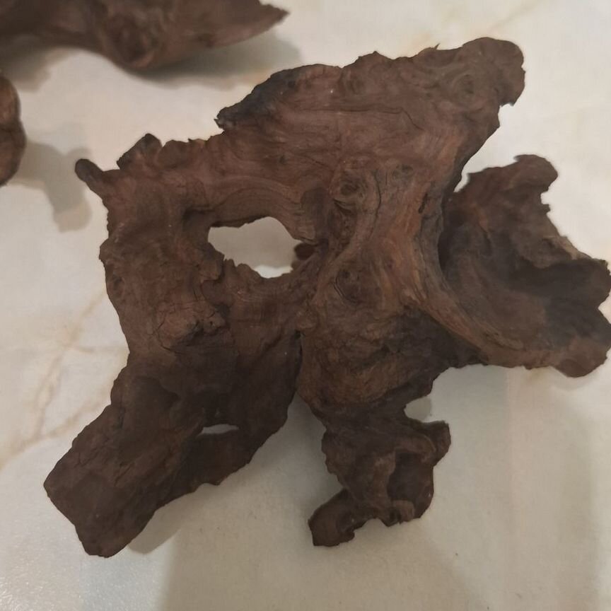 Коряги для аквариума маленькие