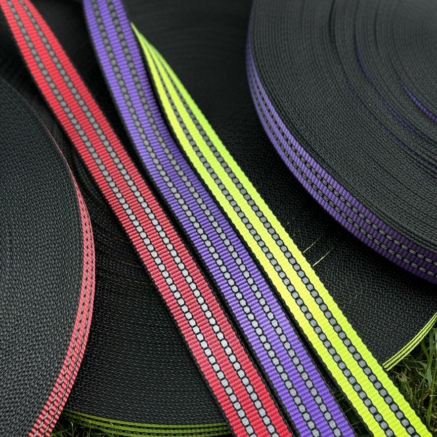 Нейлоновая светоотражающая стропа 25мм