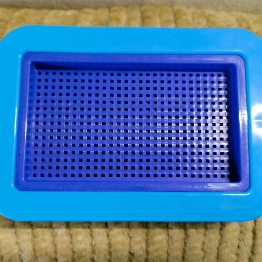 Кормушка для рыбок