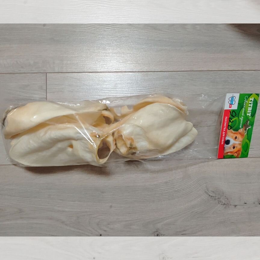 Лакомства для собак titbit ухо телячье