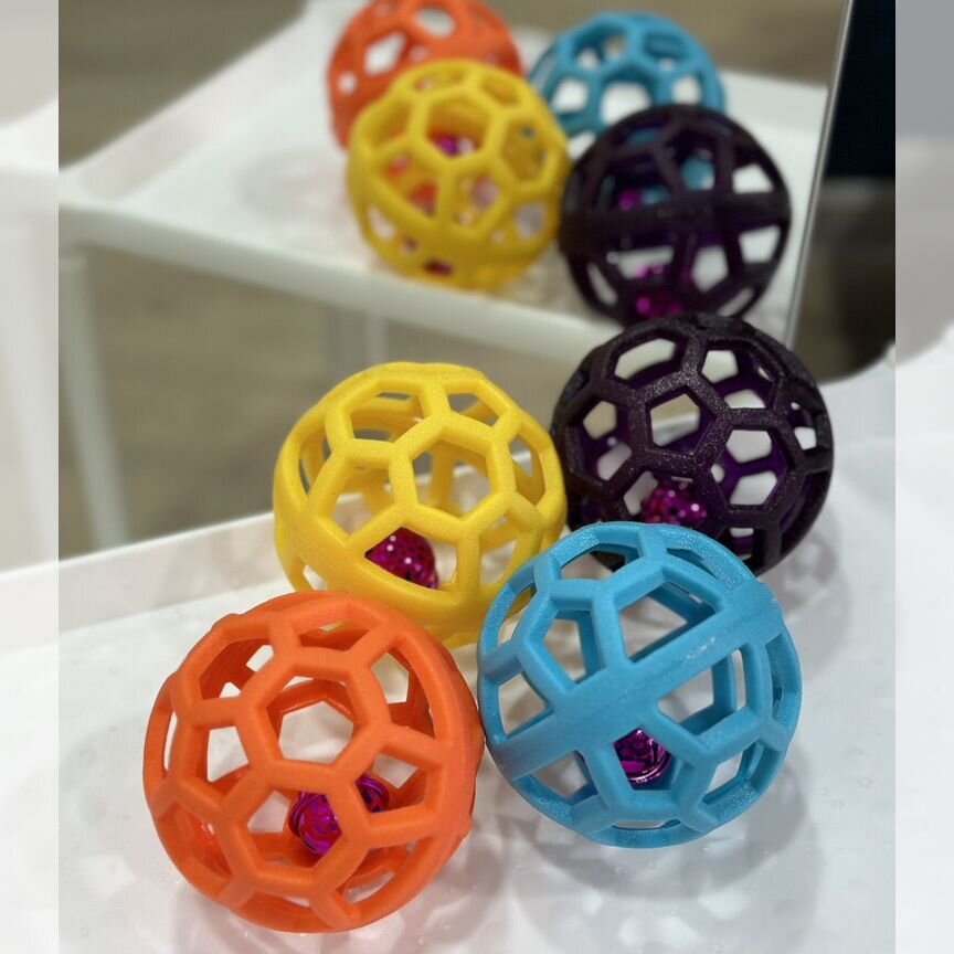 Каучуковый мяч для собак