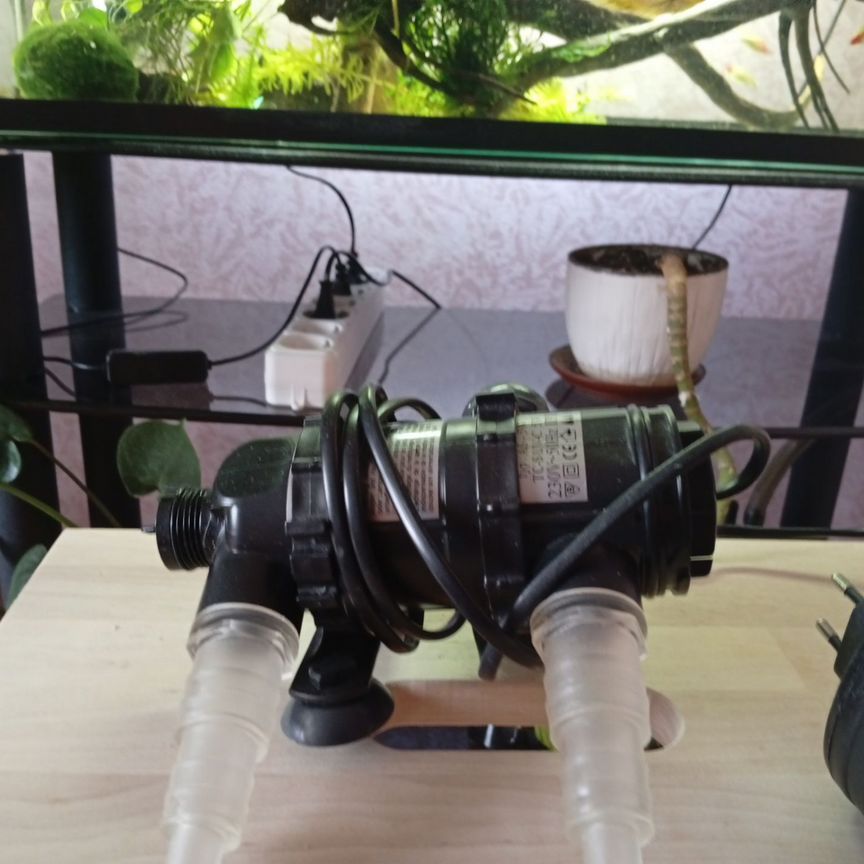 Ультрафиолетовая лампа для аквариума