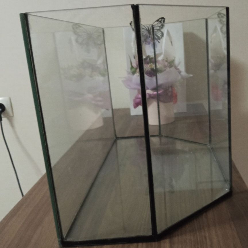 Продам аквариум для рыбок