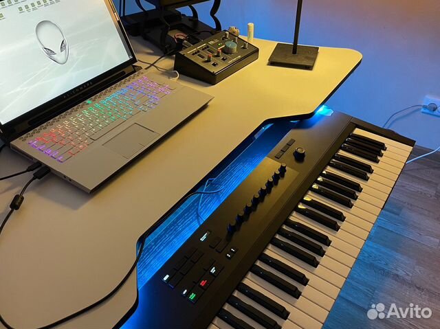 Midi клавиатура Native Instruments A49 купить в Москве | Хобби и отдых ...