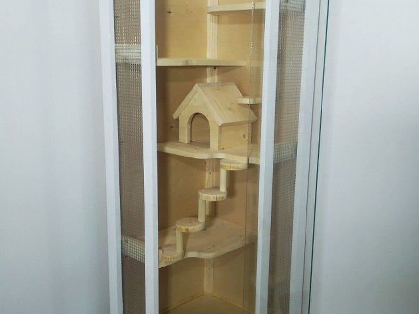 Угловая клетка, вольер, витрина для белки, ласки