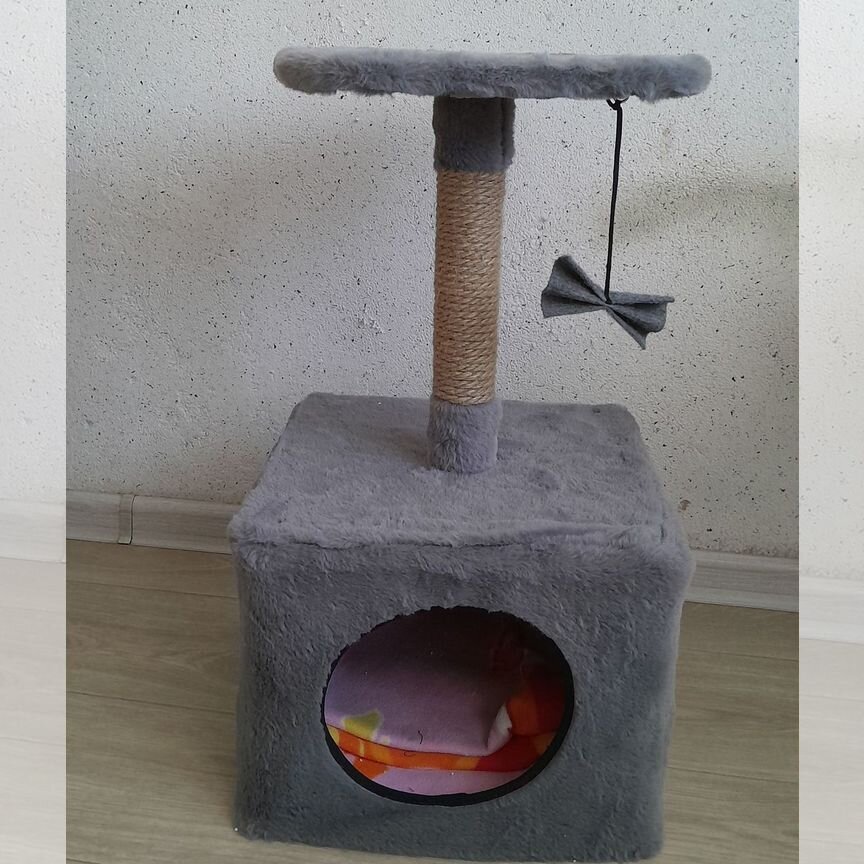 Когтеточка с домиком новая