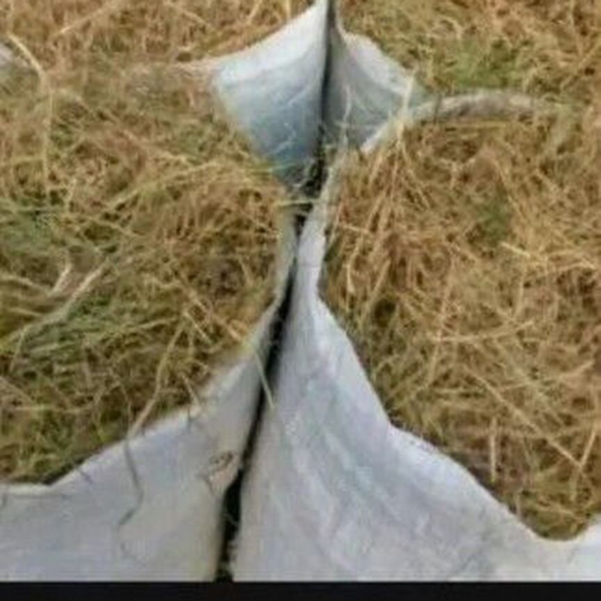 Сено в мешках