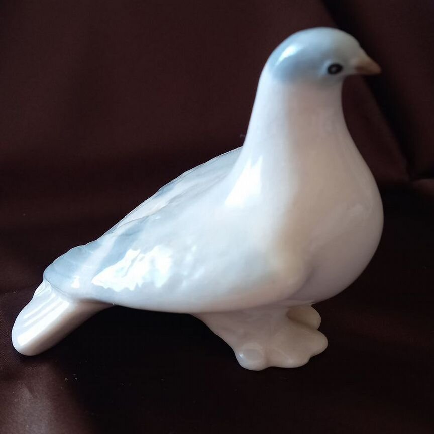 Небольшие статуэтки