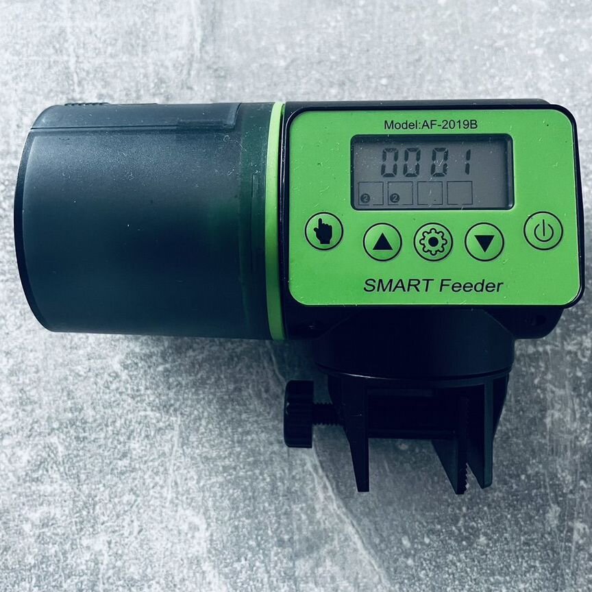 Автокормушка для рыб