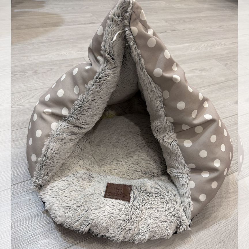 Домик лежанка для кошки