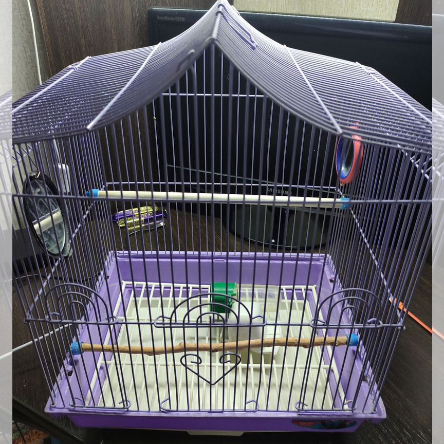 Продам клетку для попугаев