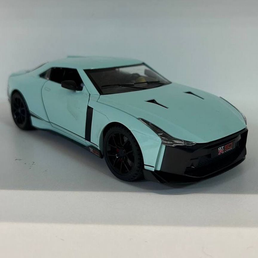 Модель автомобиля 1:24