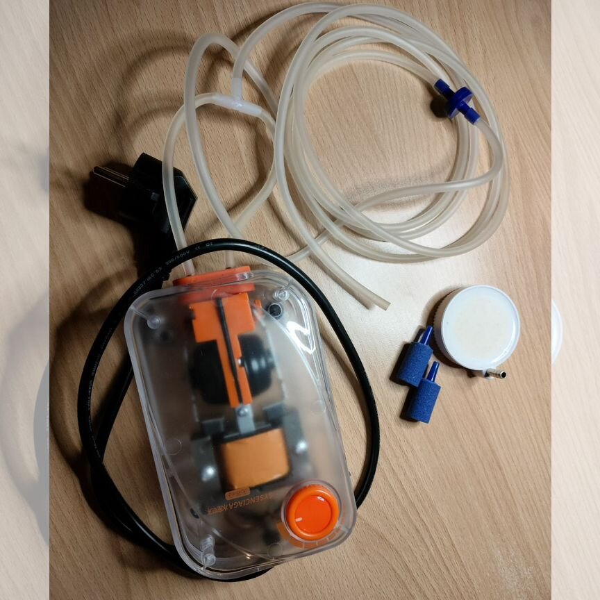 Компрессор для аквариума 840 л/ч