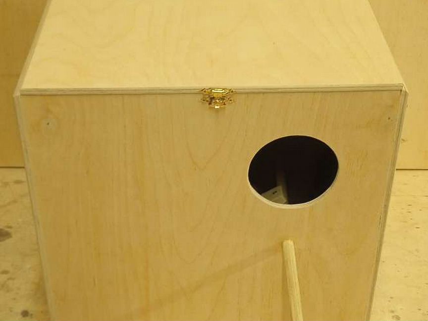 Гнездо для попугаев