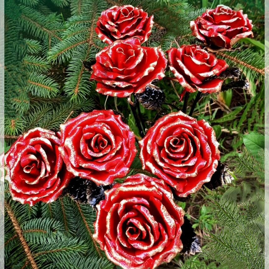 Металлический цветок из стали, кованые вазы