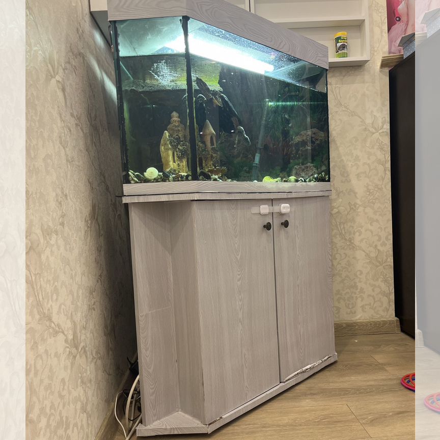 Аквариум с тумбой 250 литров