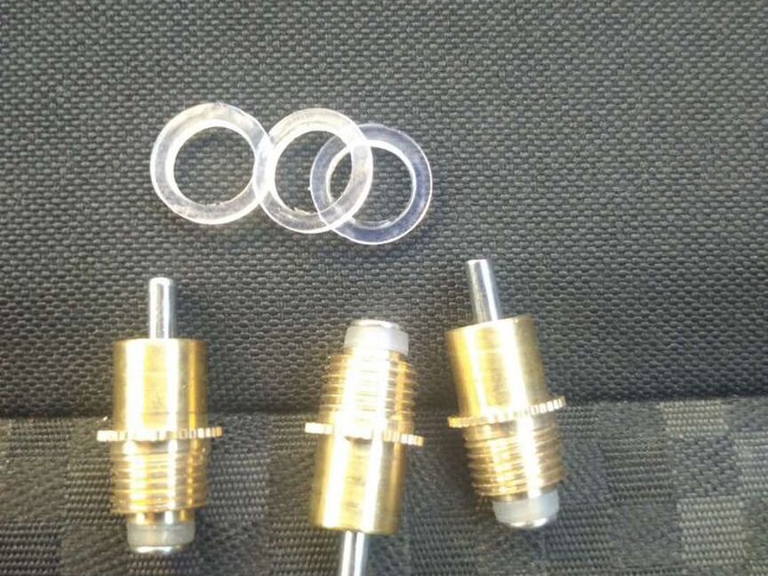 Нипельные поилки для кроликов и птицы