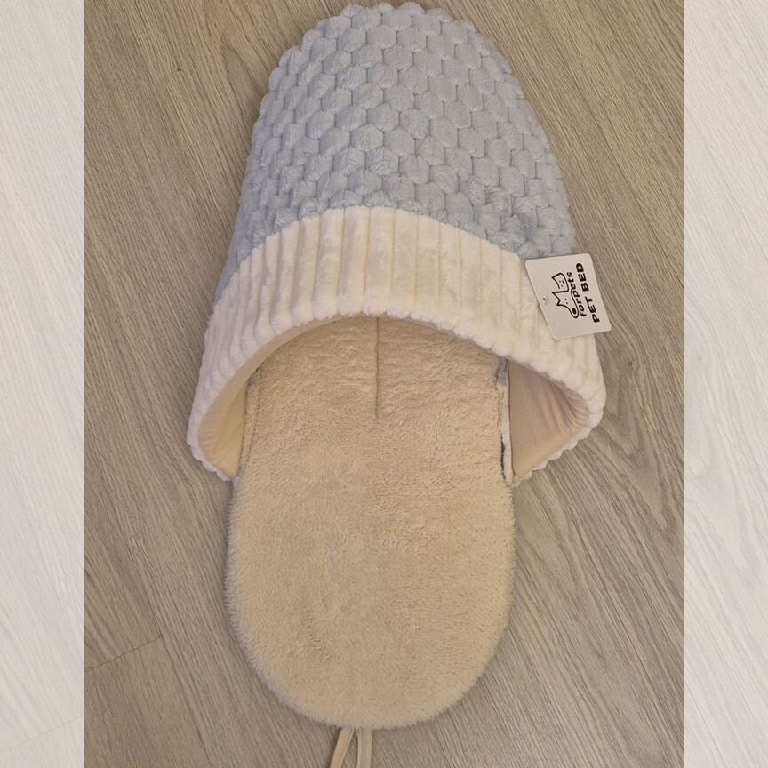 Лежанка для кошек "Тапок"