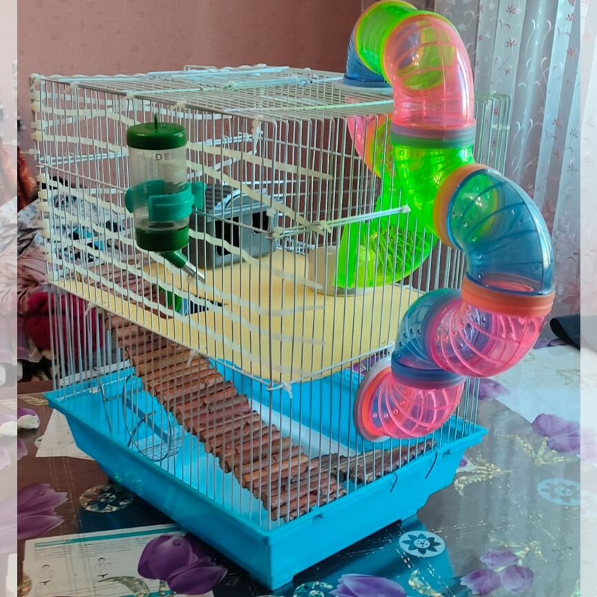 Клетка большая хомяку- бронь