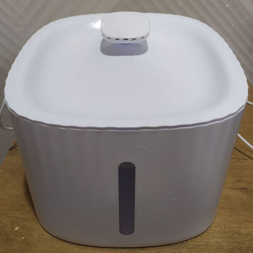 Фонтан поилка для кошек