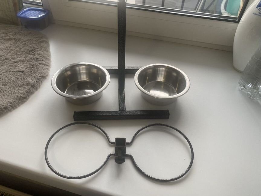 Для кошек (домик/корм/лотки)