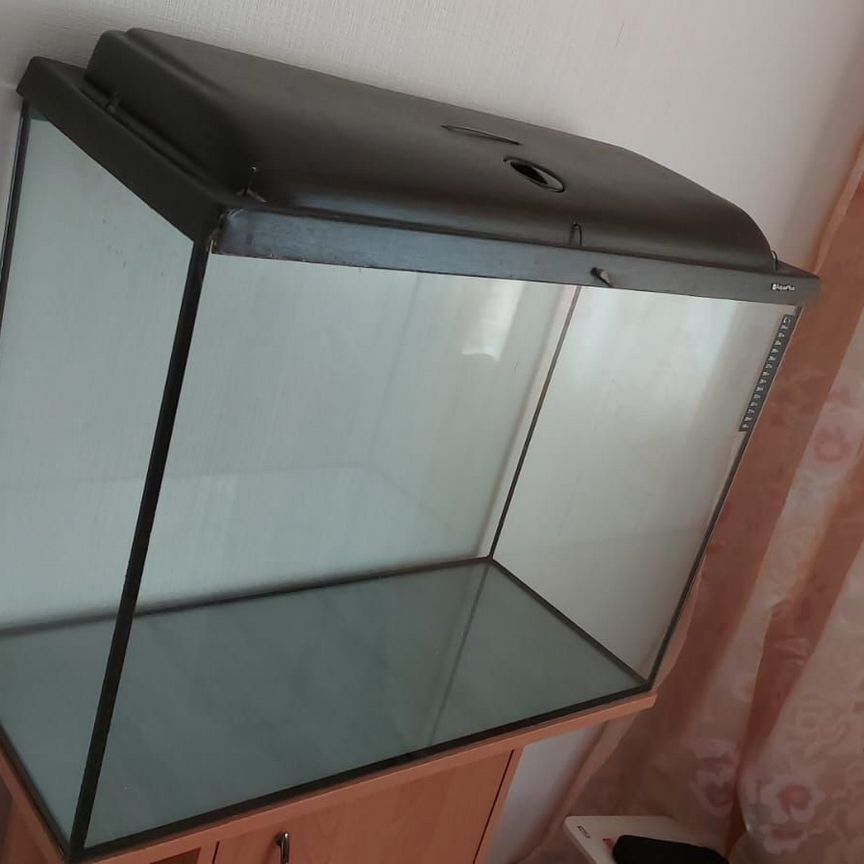 Аквариум с тумбой