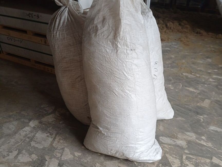 Сено в мешках